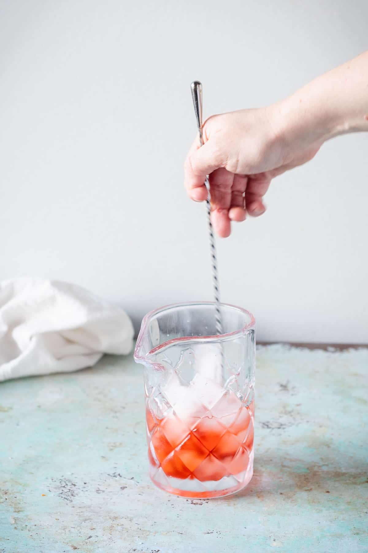 The Negroni, a bright and bitter classic cocktail - Blossom to Stem